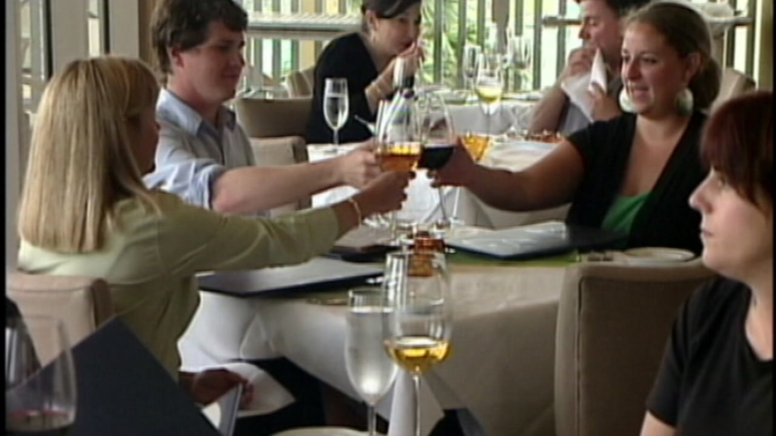 Eat out today to raise money for AIDS Foundation Houston - ABC13 Houston