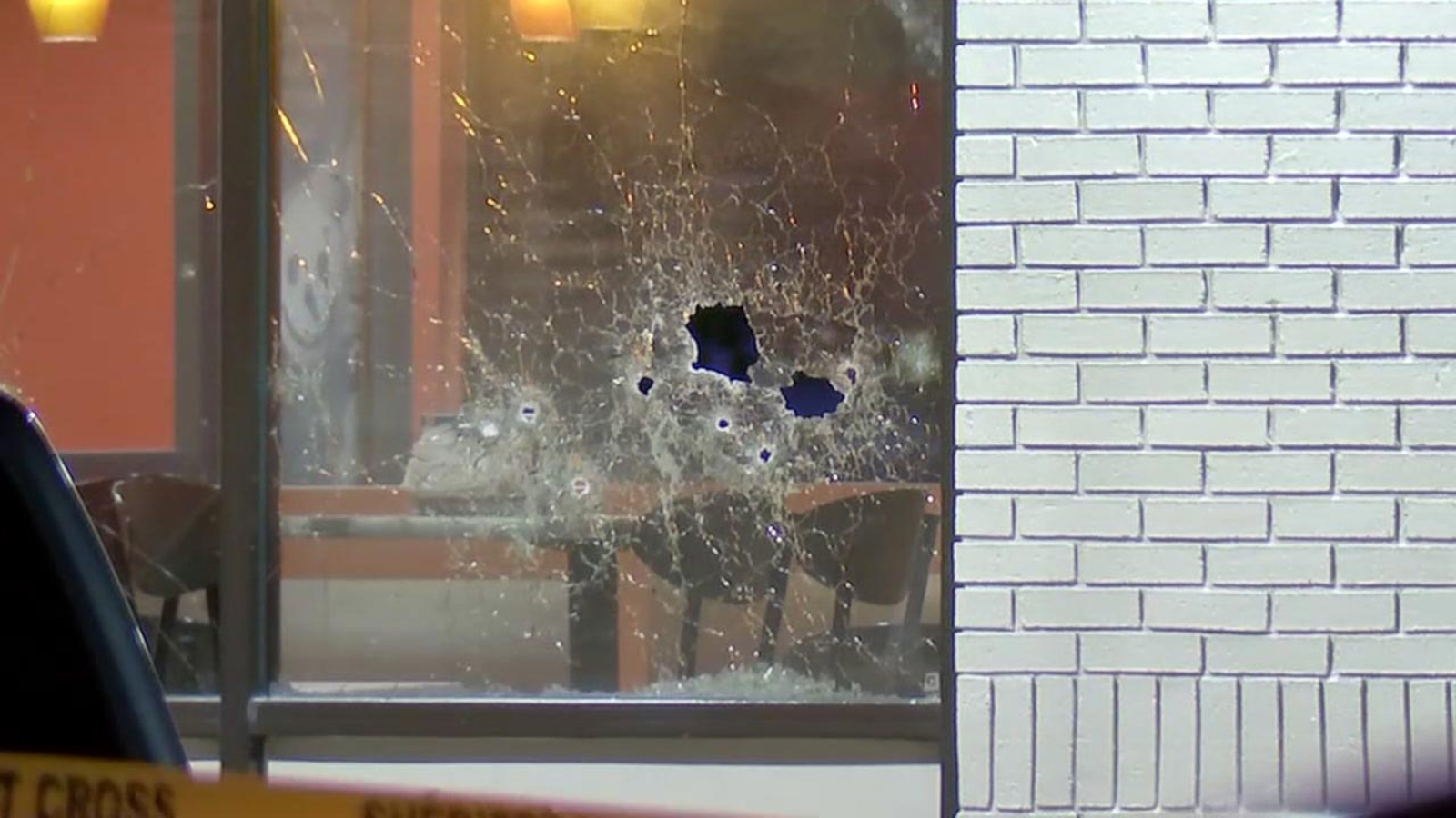 Jack-in-the-Box shooting in NW Harris County leaves 1 robbery suspect ...