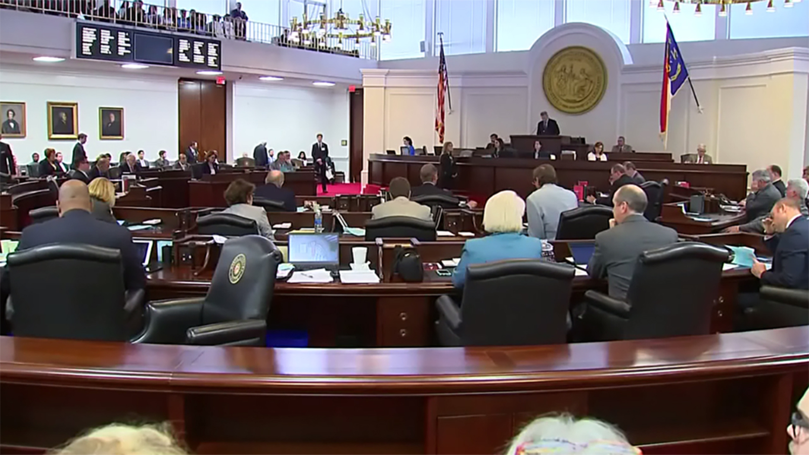 NC Senate passes HB13 compromise to lower K-3 class sizes - ABC11 ...