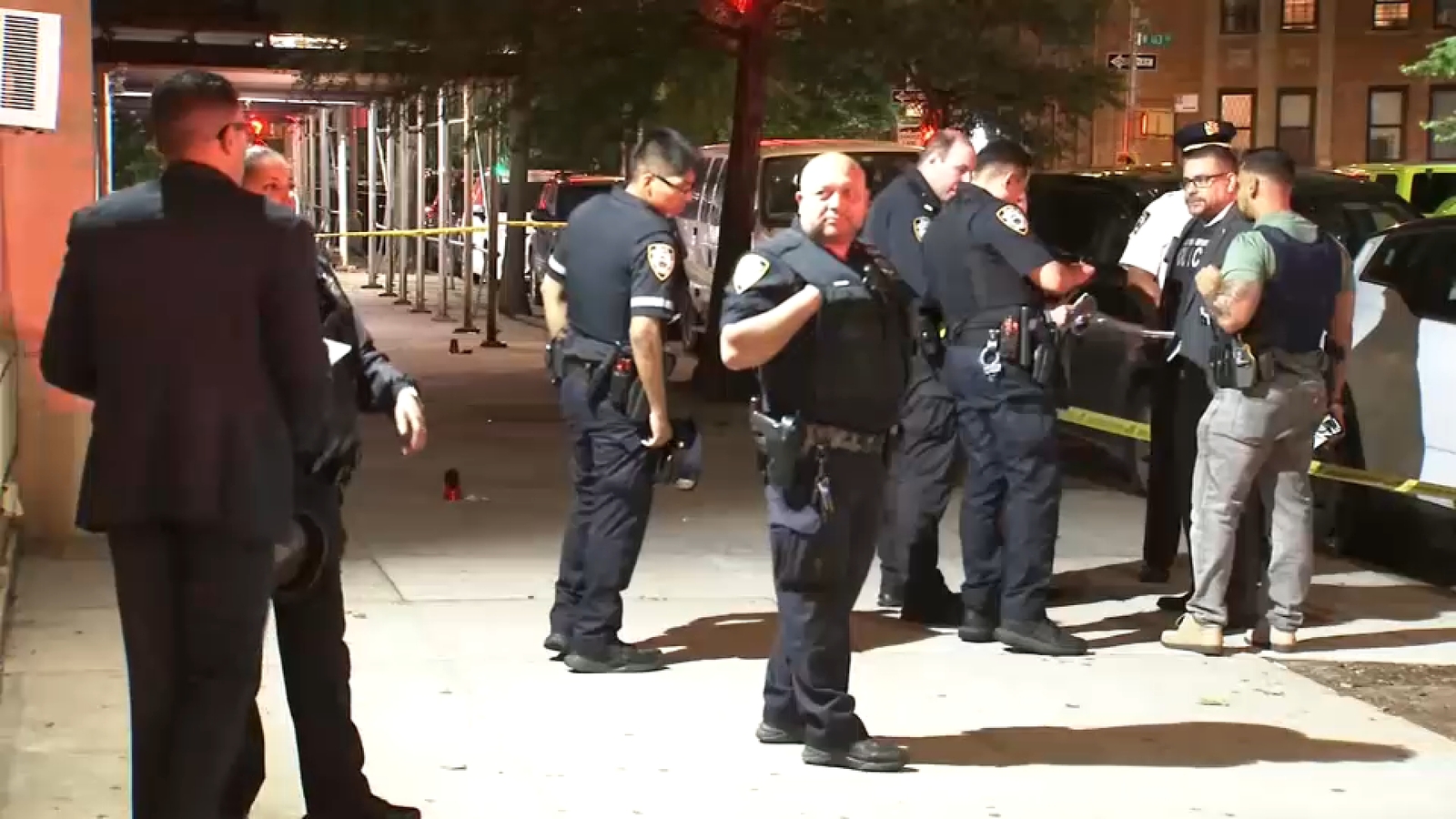 Washington Heights shooting: 3 people shot, 1 slashed after dispute ...