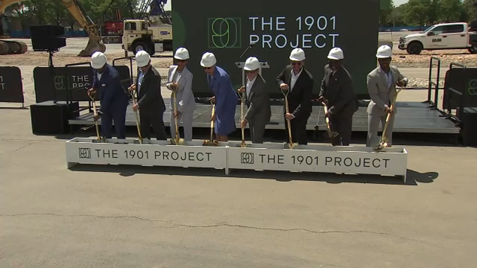 1901 Project groundbreaking: Mayor Brandon Johnson breaks ground in ...