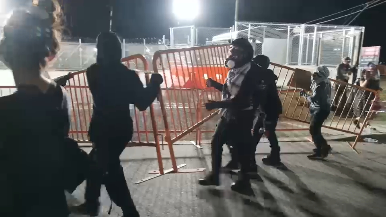 Clashes at Delaney Hall ICE detention center in Newark as local and ...