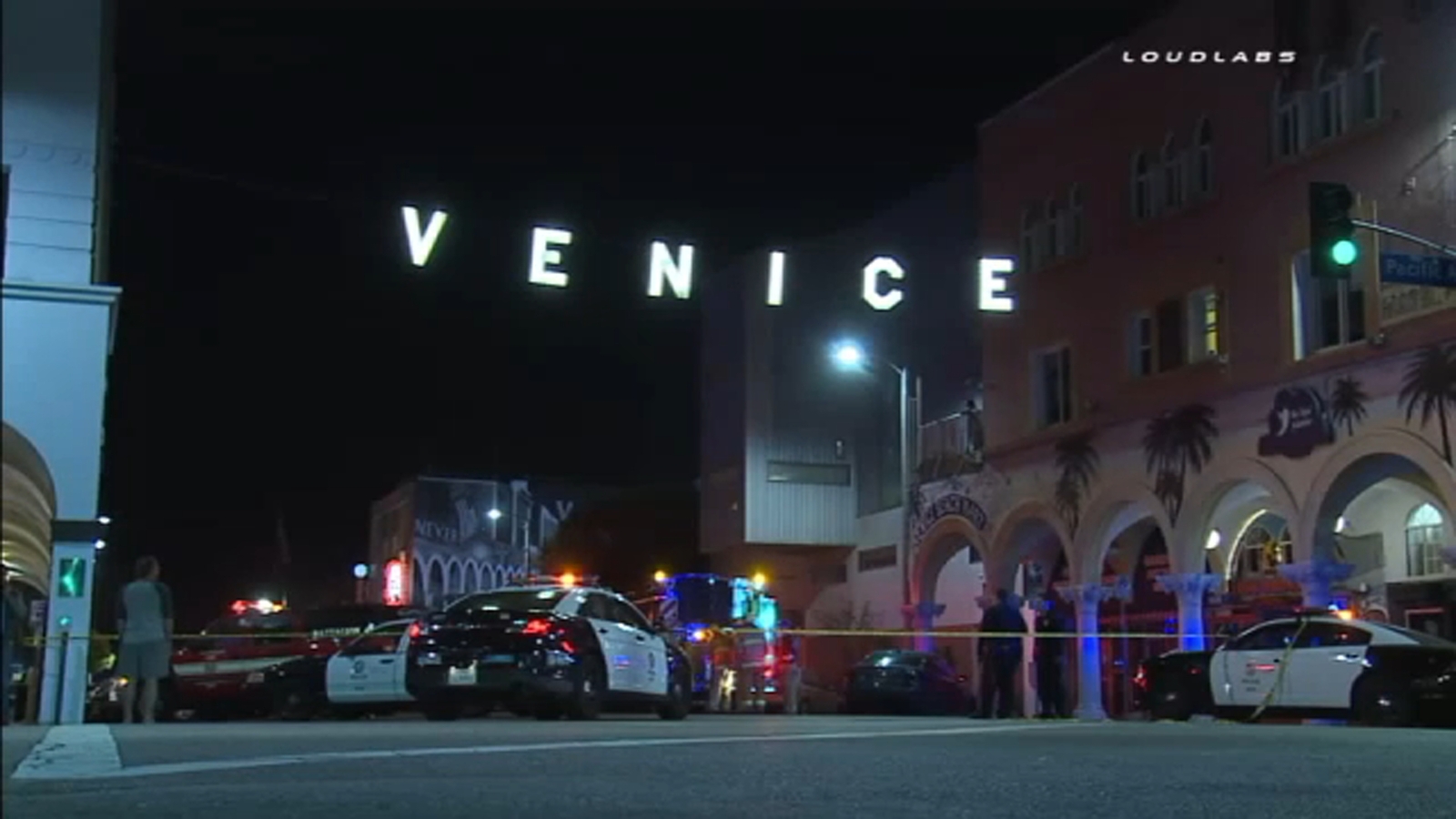 Judge dismisses murder indictment against ex-LAPD officer in 2015 ...