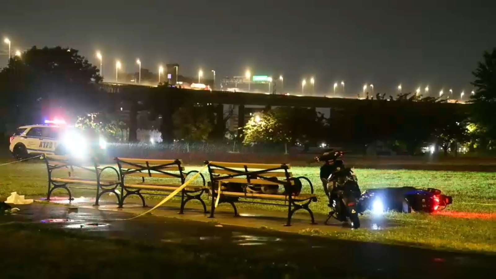Man stabbed to death in Little Bay Park in Bayside, Queens during brawl ...