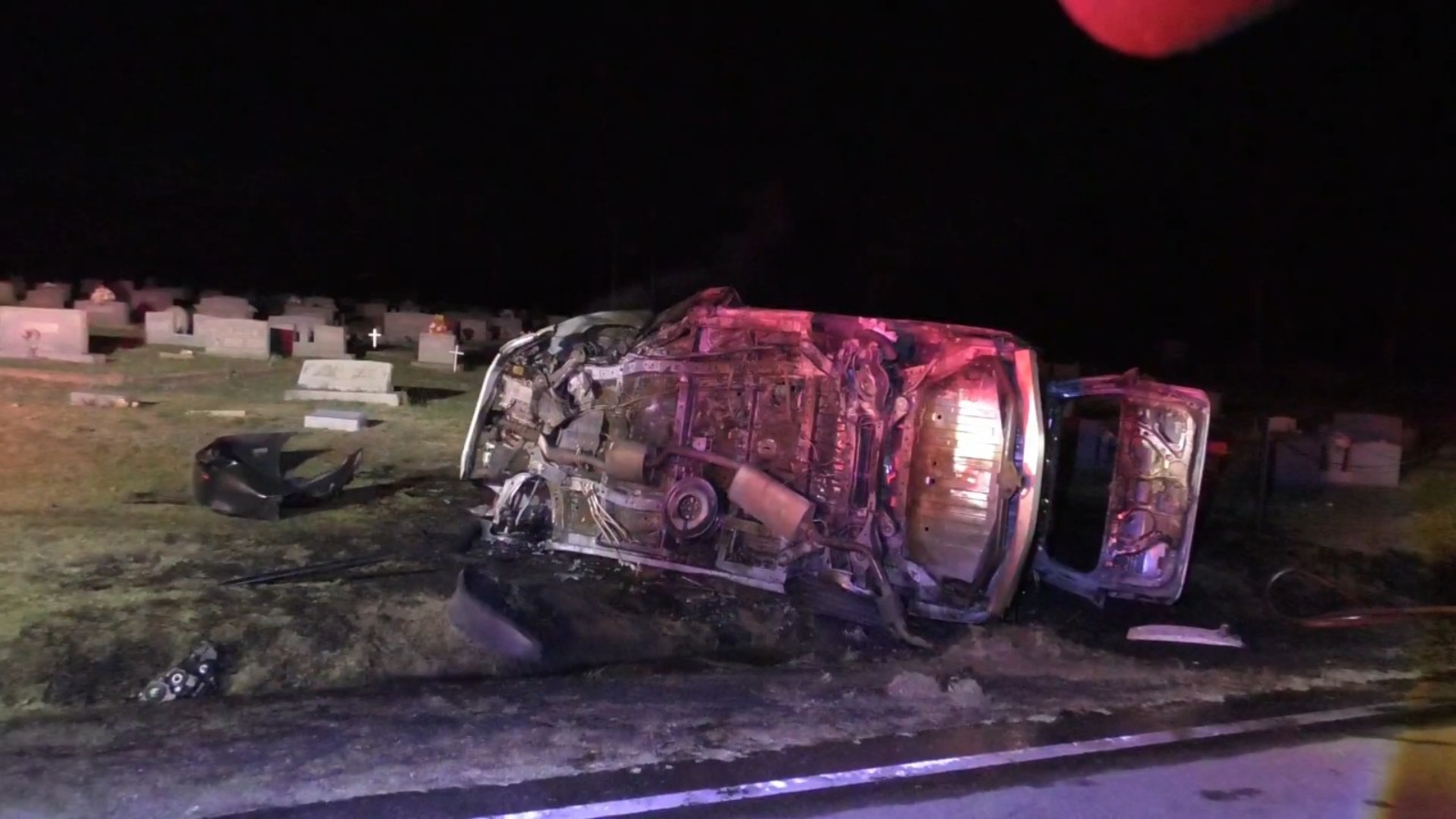 Harnett County crash: Minivan flips, catches fire in cemetery; 5 ...
