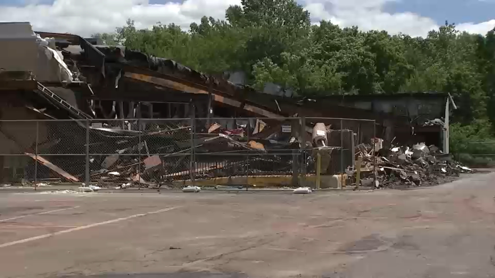 Fire burns through Franklin Township, NJ strip mall; several businesses ...