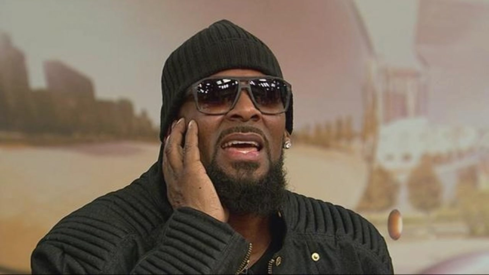 Mississippi man sues R. Kelly, says singer ruined marriage - ABC13 Houston