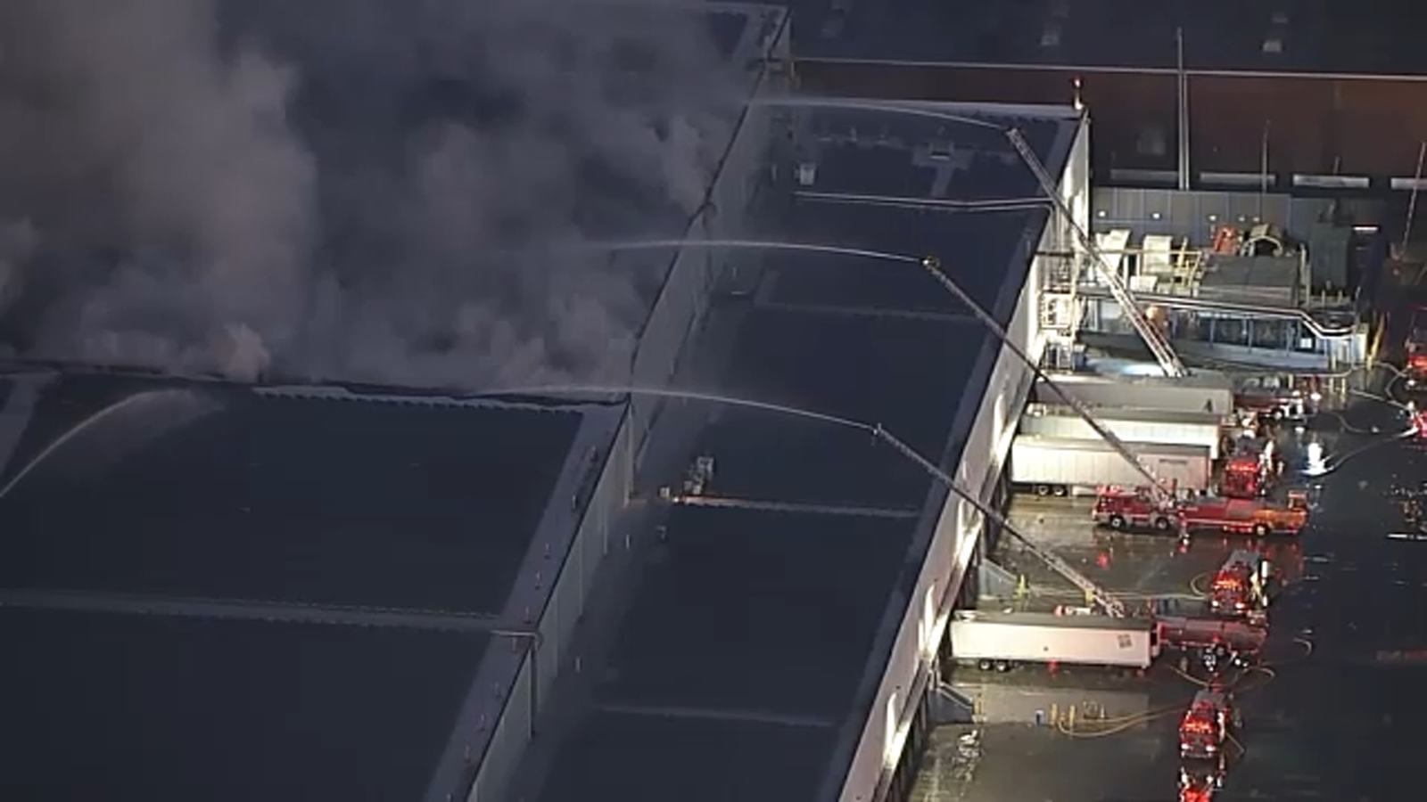 Emergency shelters open in response to Boyle Heights fire - ABC7 Los ...