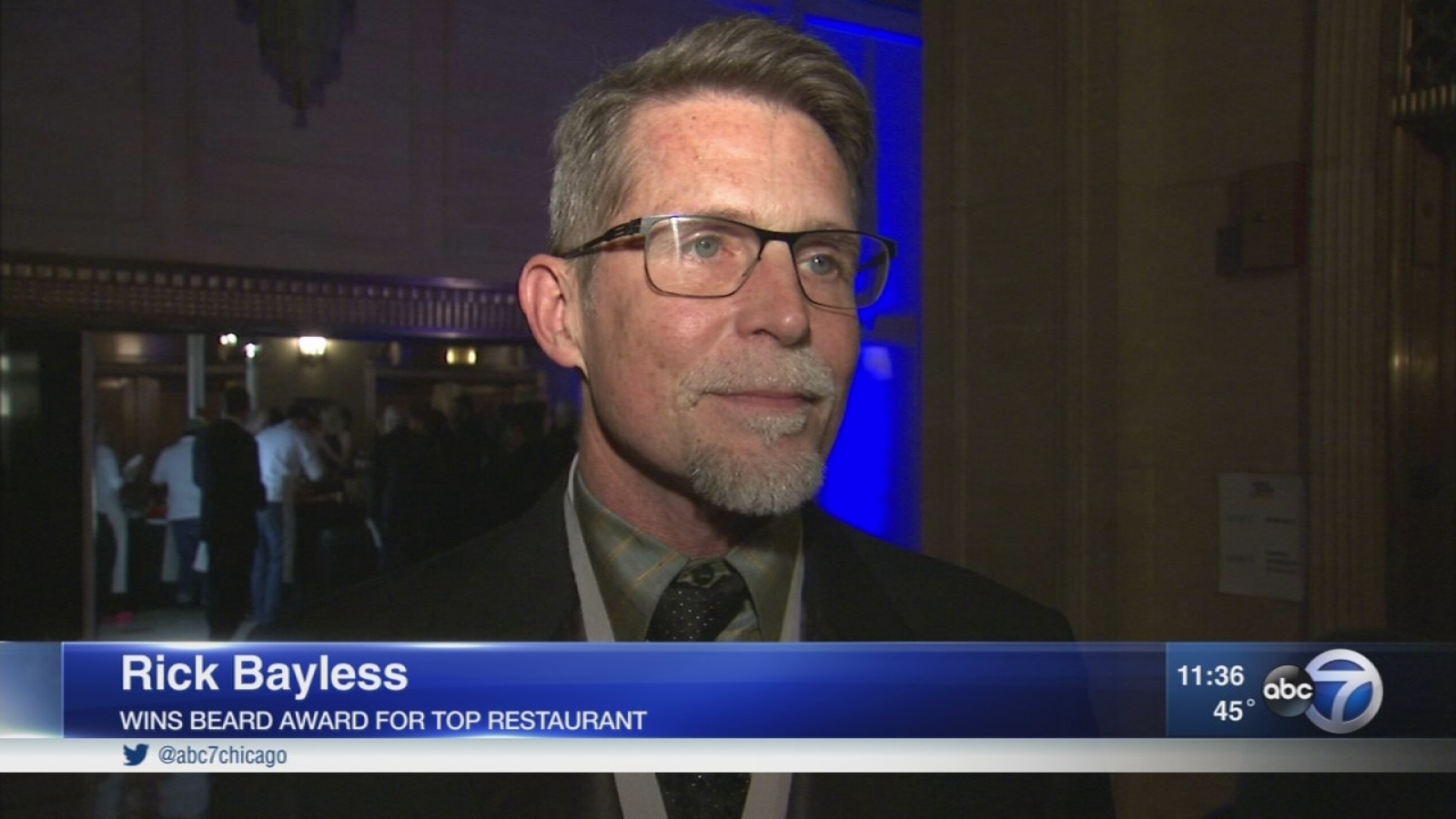Rick Bayless wins outstanding restaurant at James Beard Awards - ABC7 ...