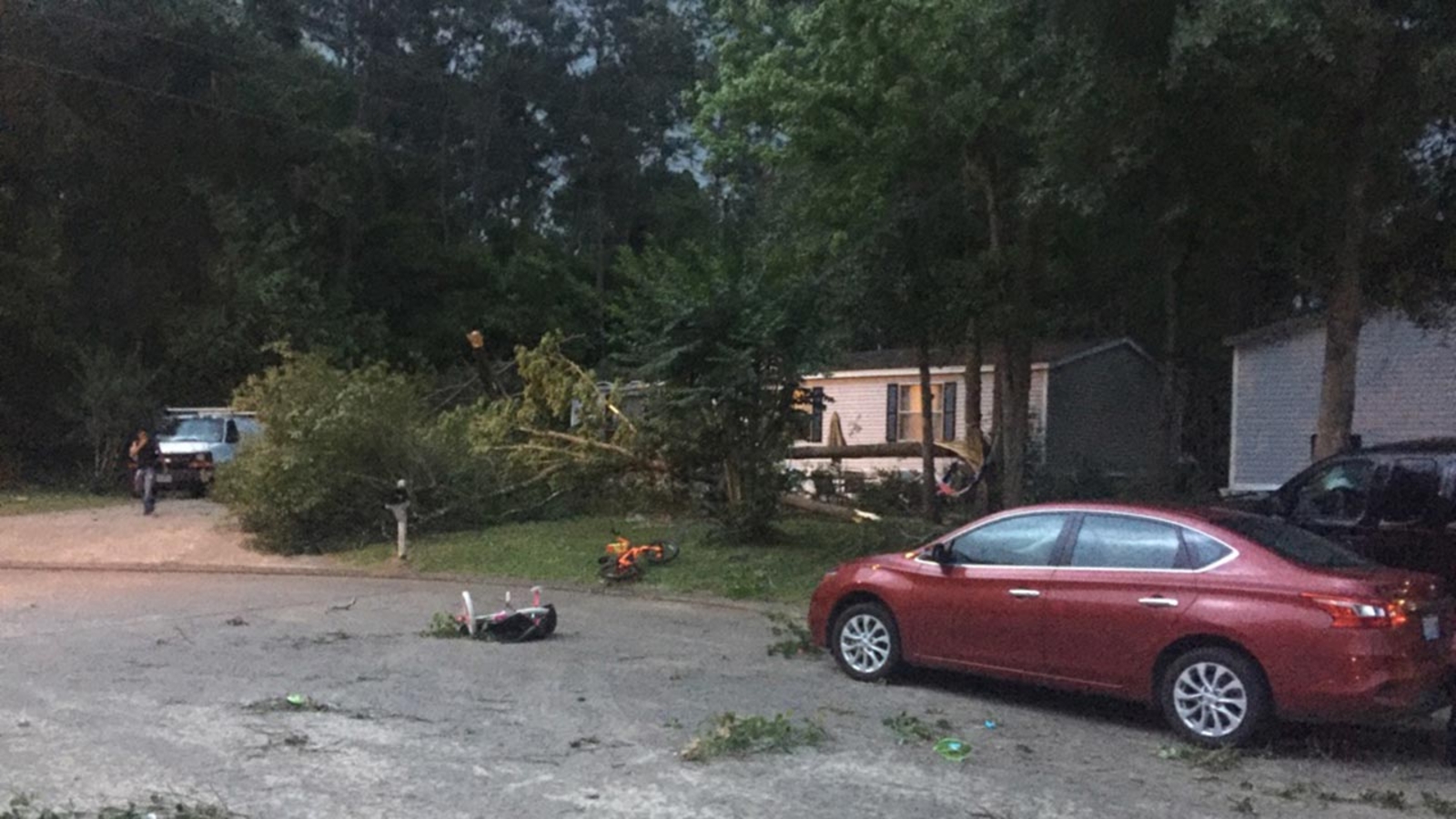 Severe storms leave damage in northern Houston area - ABC13 Houston