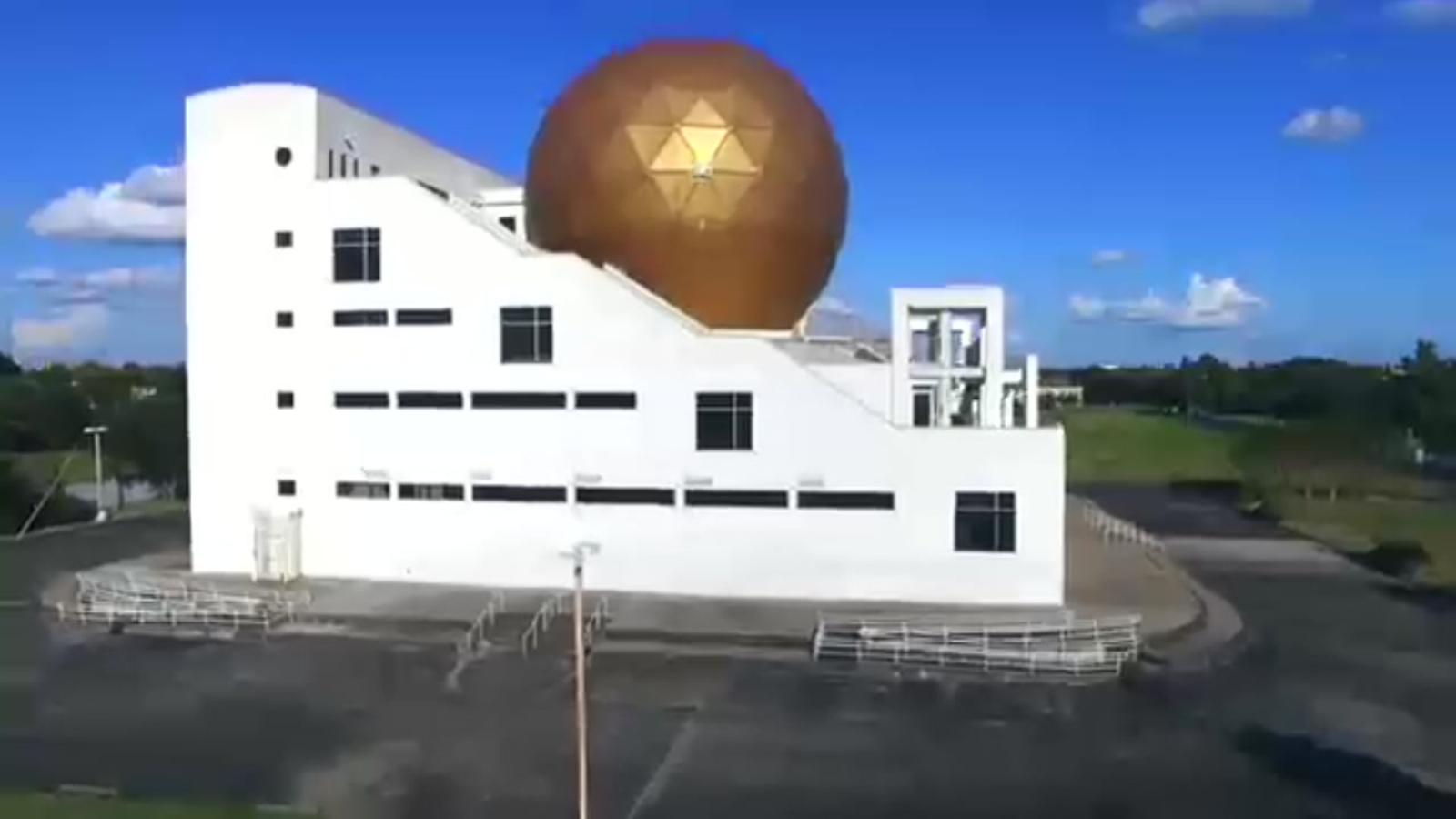 Hidden Houston: A Golden Dome - ABC13 Houston