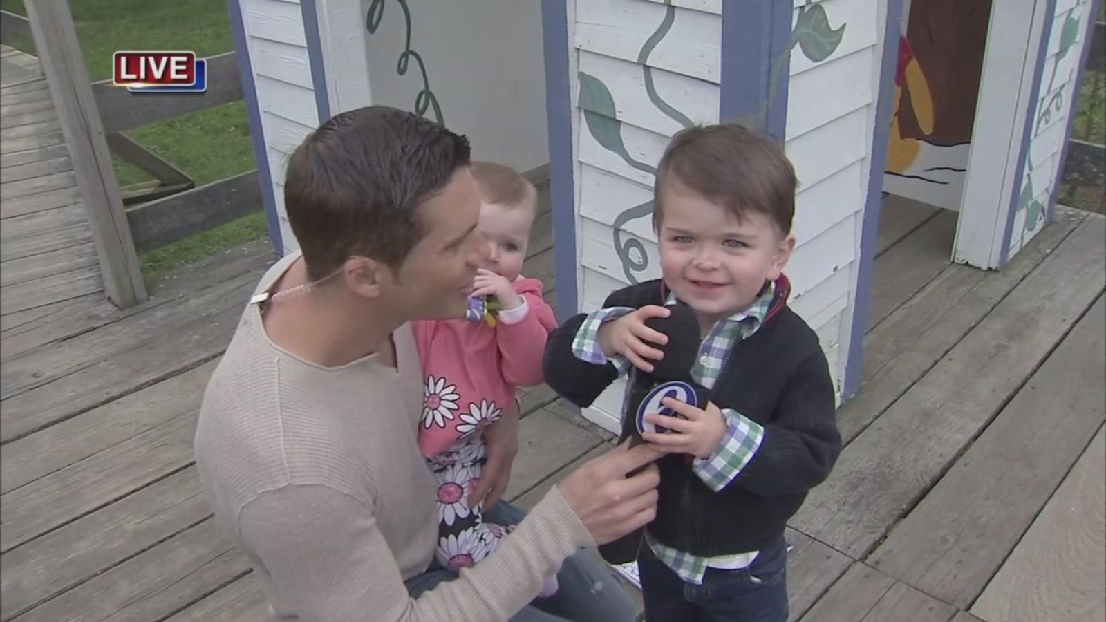 Adam Joseph joined by his kids at Tyler Arboretum in Media - 6abc ...