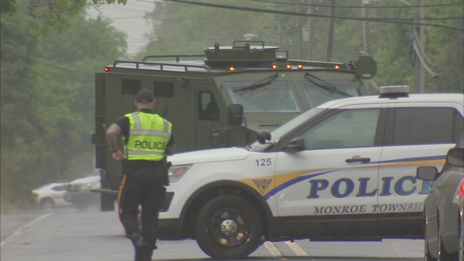 Standoff with police in Monroe Twp., NJ ends peacefully - 6abc Philadelphia
