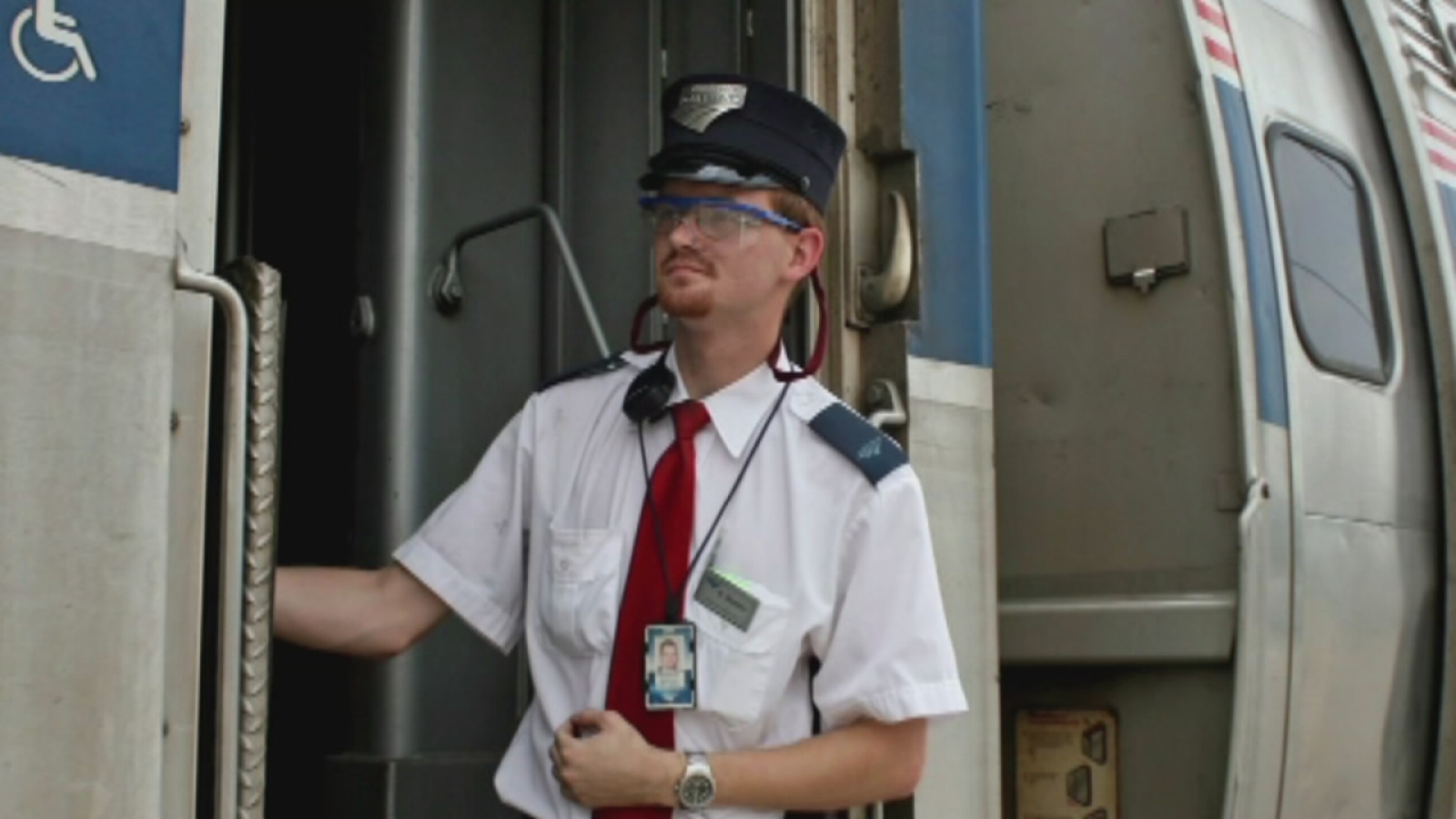 Amtrak engineer won't be charged in deadly crash in Philadelphia - 6abc ...
