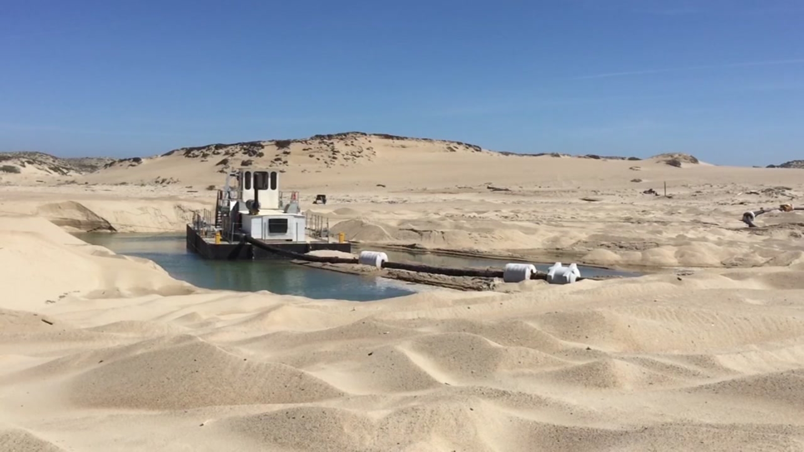 Lands commission calls coastal sand mine operated by Cemex in Marina ...