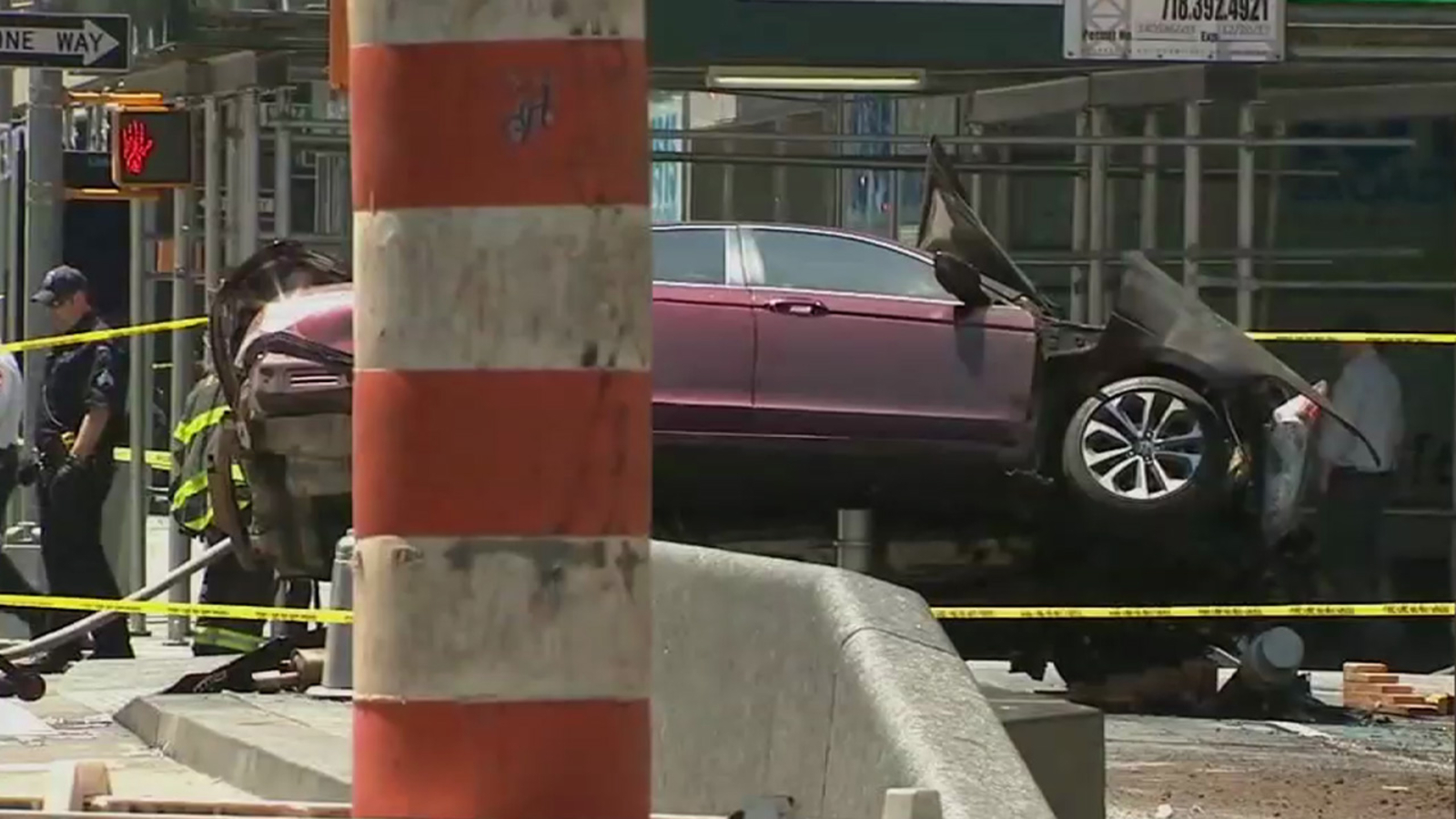 VIDEO: Aftermath of Times Square car crash - ABC7 New York