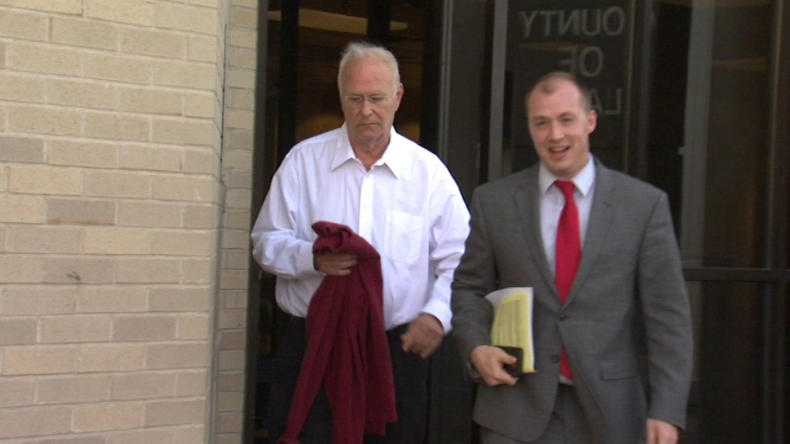 Ex-Lake Bluff teacher now facing police investigation in California ...