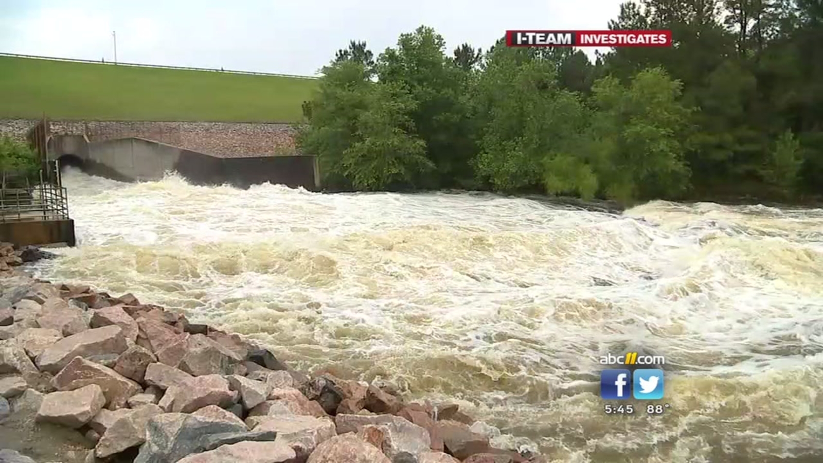 I-Team checks on structural integrity at Falls Lake Dam after drenching ...