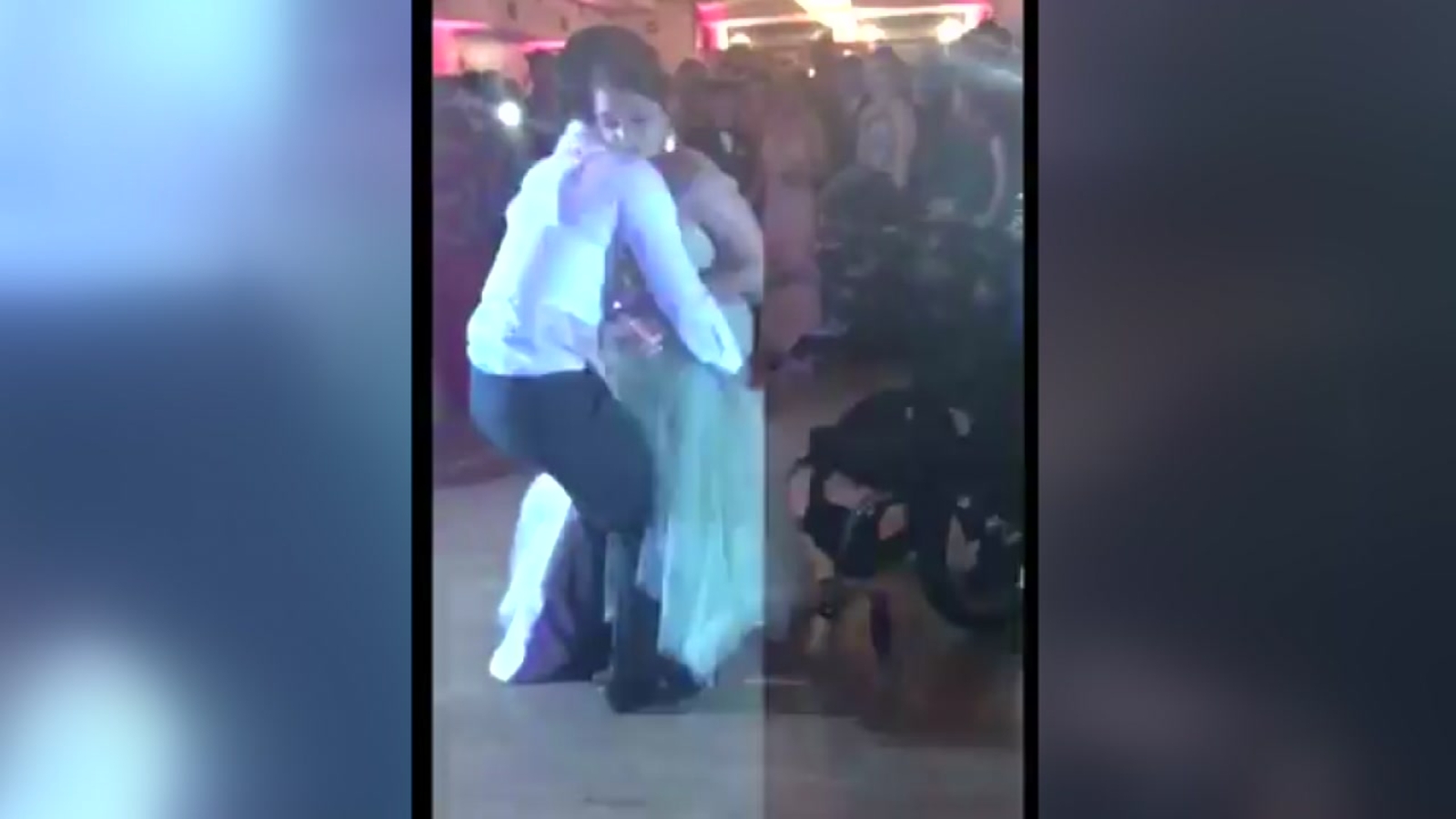 Teen paralyzed in accident dances at prom - ABC7 New York