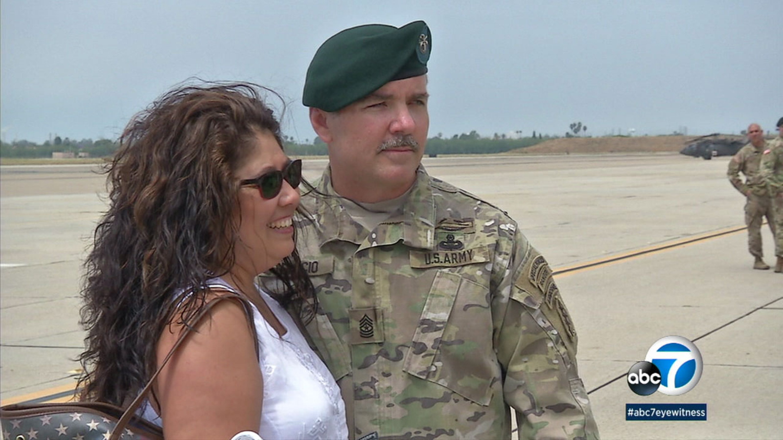 Dozens of soldiers return home to reunite with family - ABC7 Los Angeles