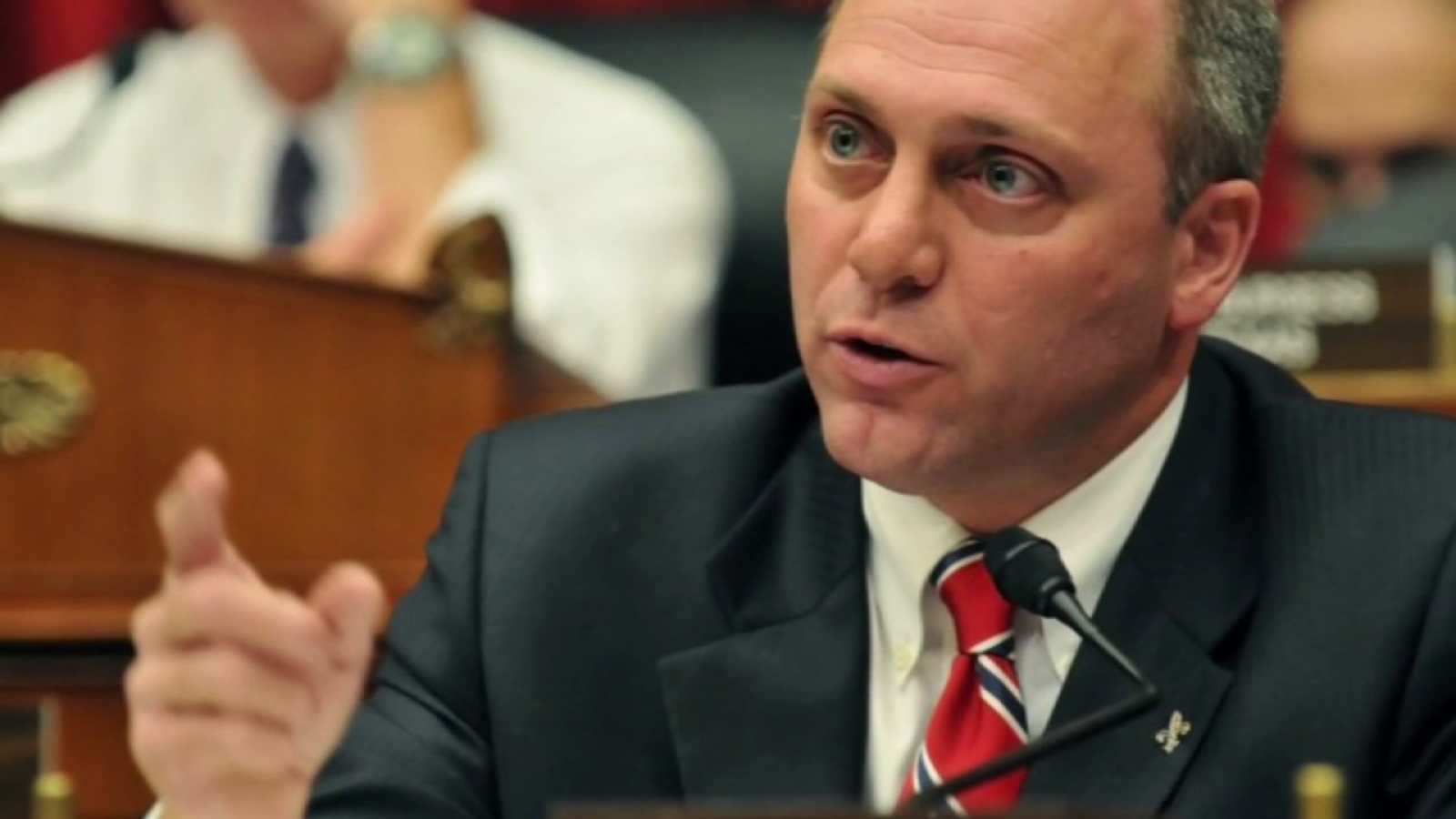 Man who shot congressman was living in van, called a loner - 6abc ...