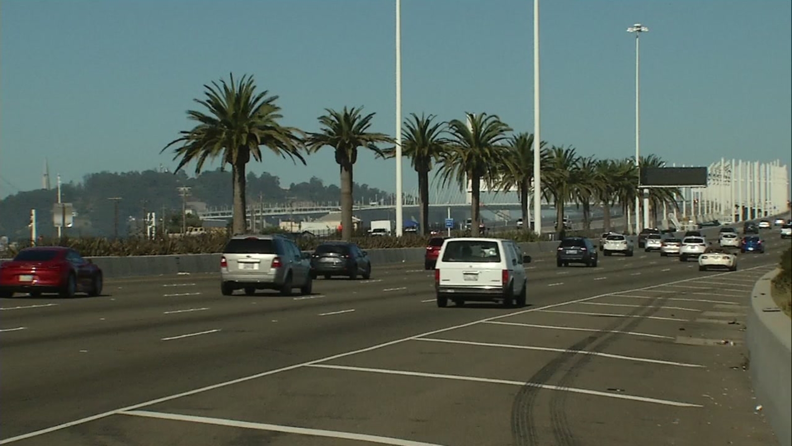 All lanes reopen after complete shut down of eastbound San Francisco ...