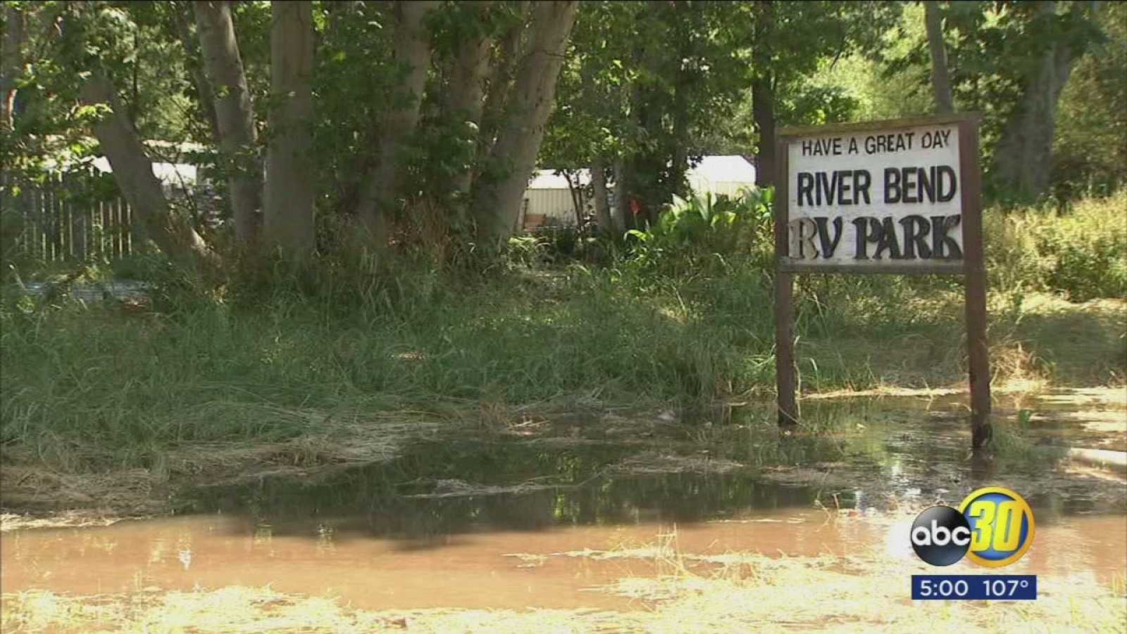 Extreme heat keeping Kings River at flood levels - ABC30 Fresno