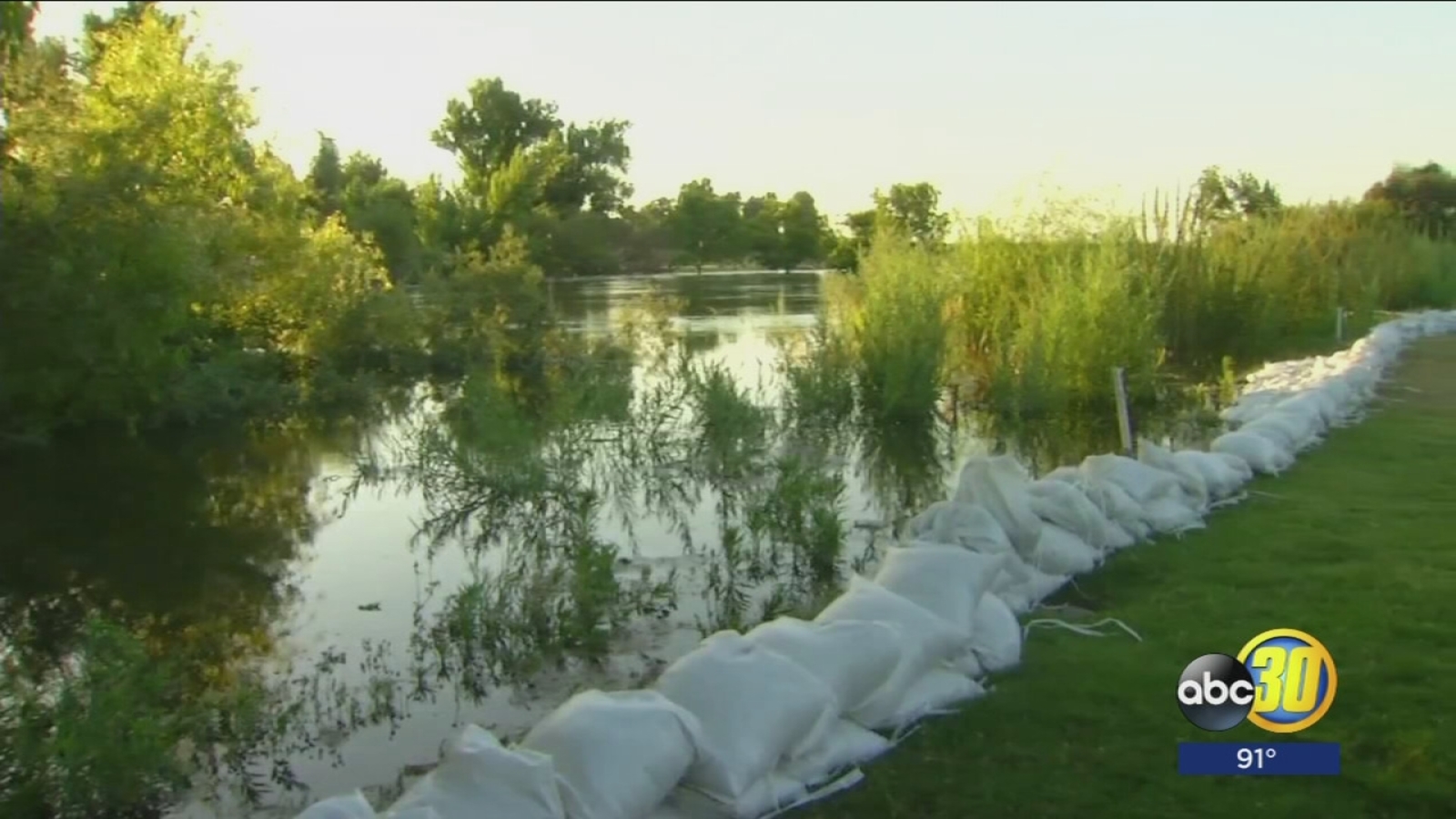 Tulare County communities bracing as Kings River floods - ABC30 Fresno