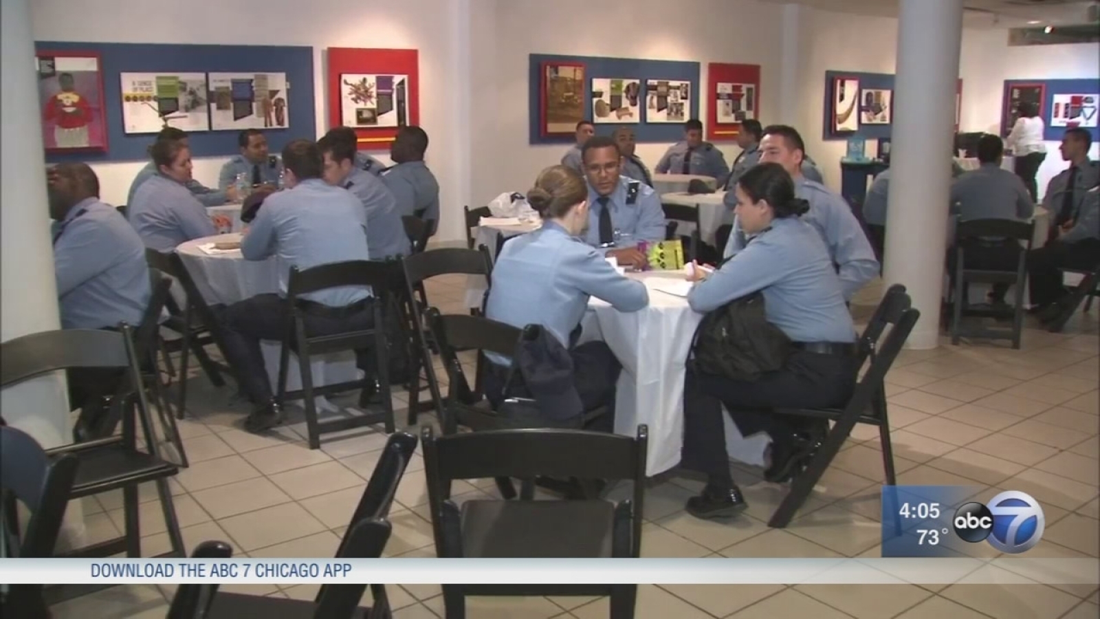 Chicago police recruits visit DuSable Museum, learn about African ...