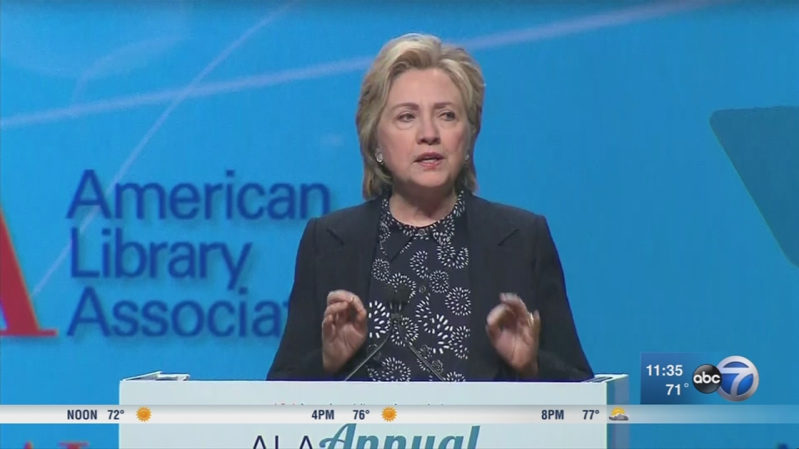Hillary Clinton in Chicago, delivers keynote speech at American Library ...