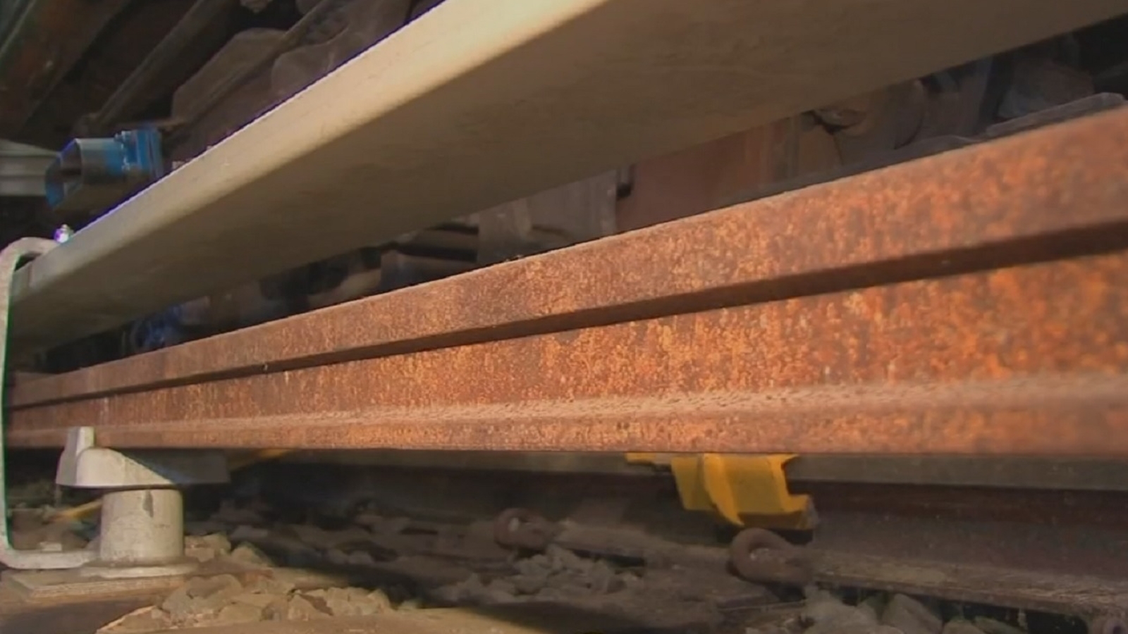FDNY demonstrates proper procedure for subway emergencies - ABC7 New York