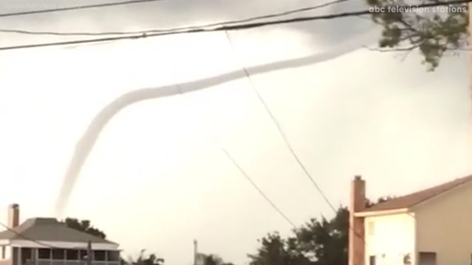 Crooked waterspout spotted off Florida coast - ABC7 New York