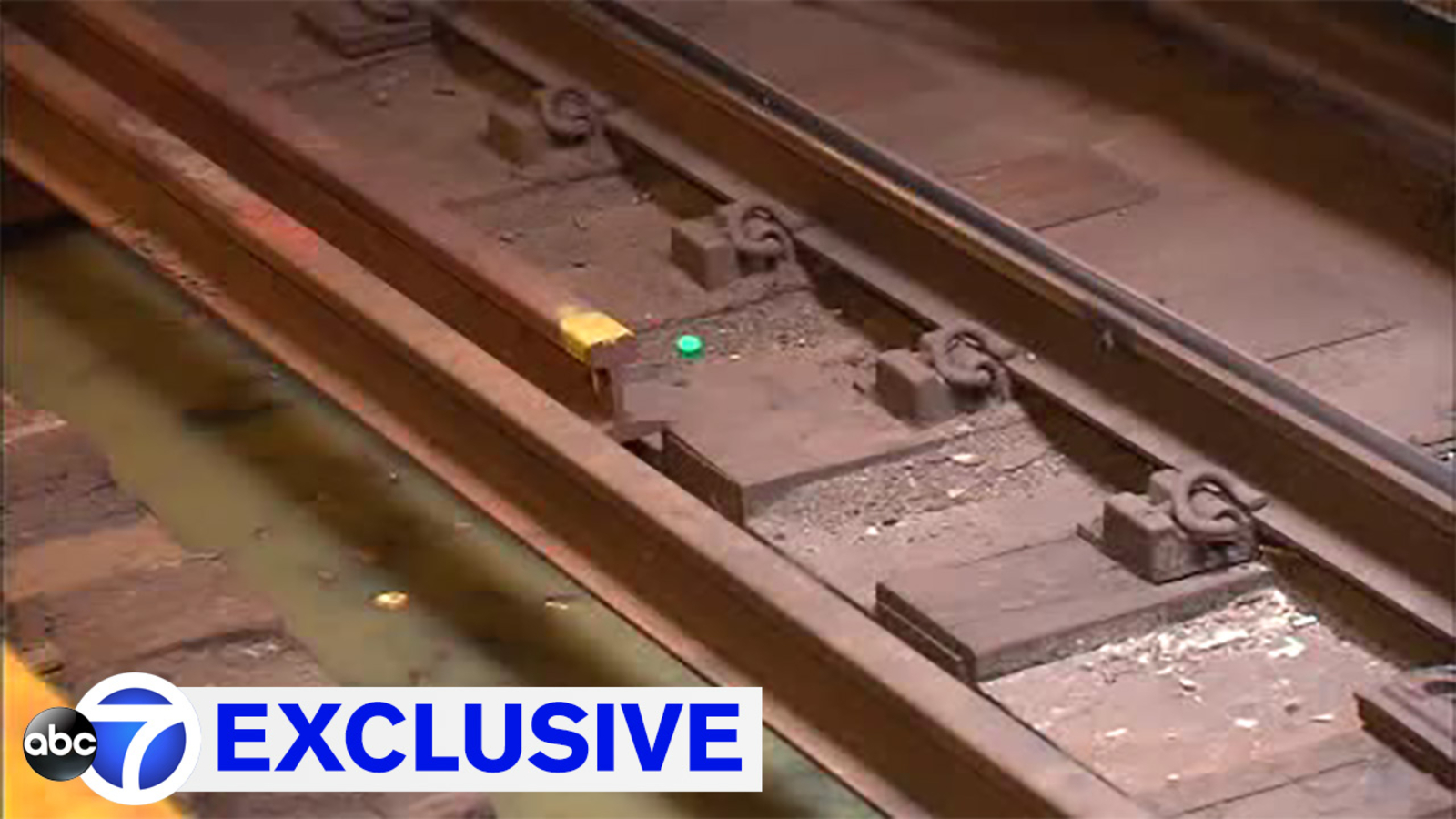 Exclusive: MTA in violation of own safety regulations after subway ...