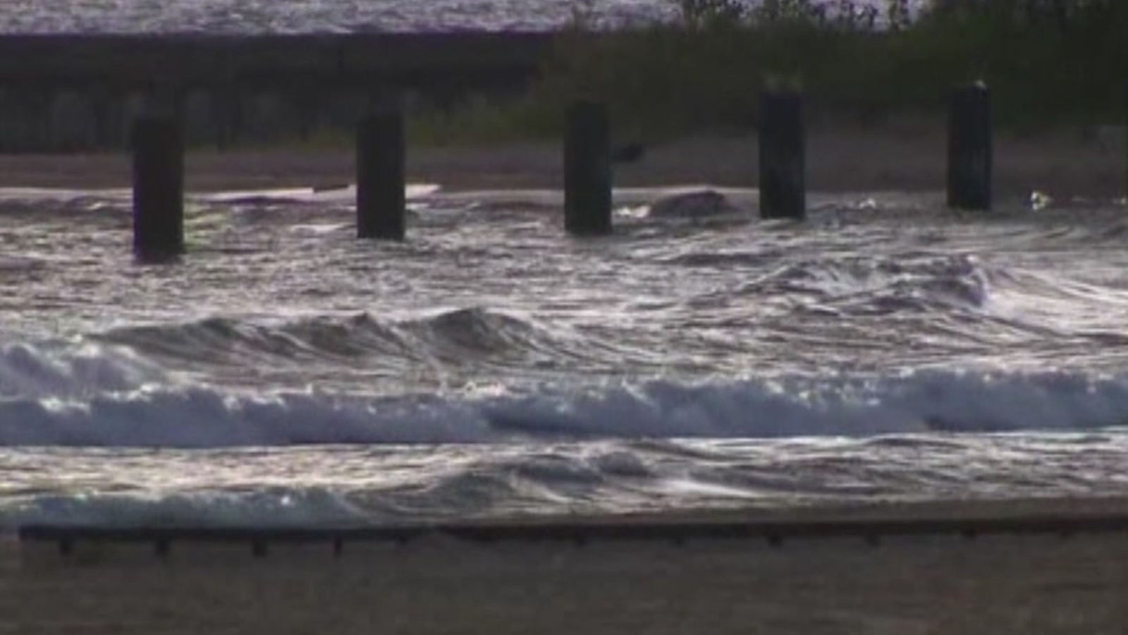 Red flag warning: Beachgoers warned of rip currents in Galveston ...