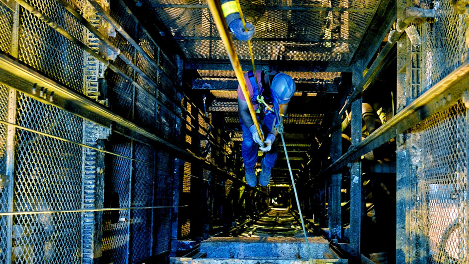 Con Edison worker, 3 others rescued from stuck elevator 220 feet ...