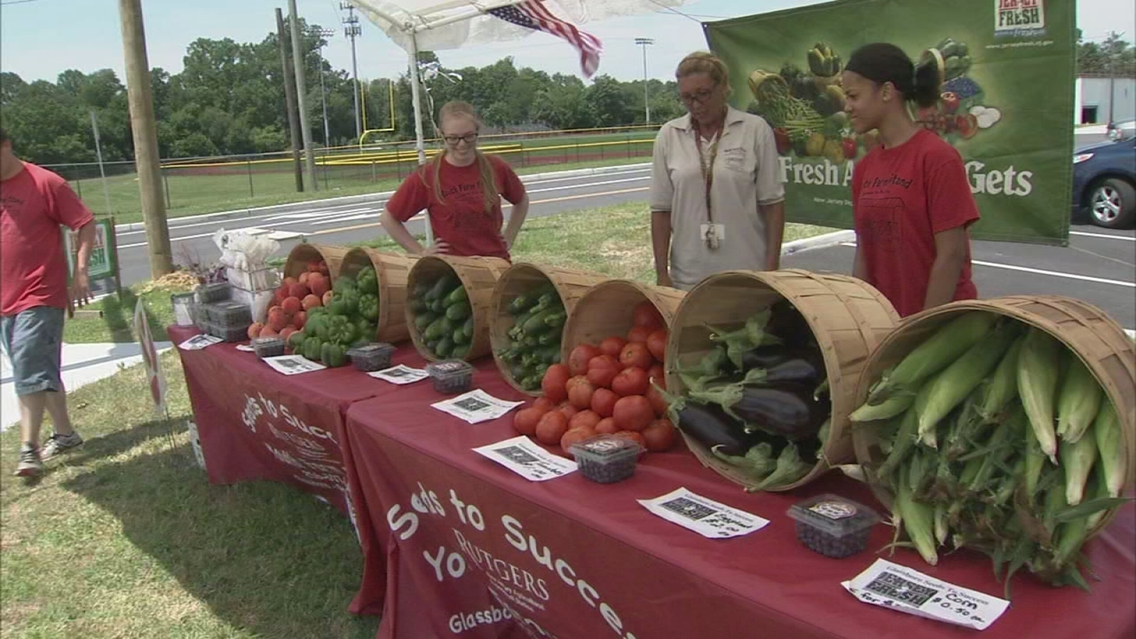 Student run farm stand - 6abc Philadelphia