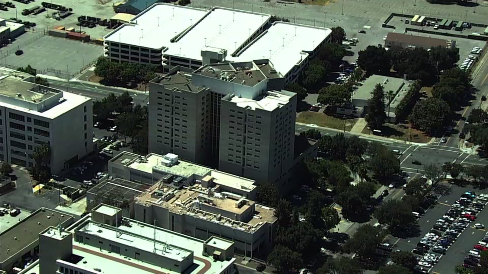 Officials: 4 Santa Clara County Jail inmates overdose on unknown ...