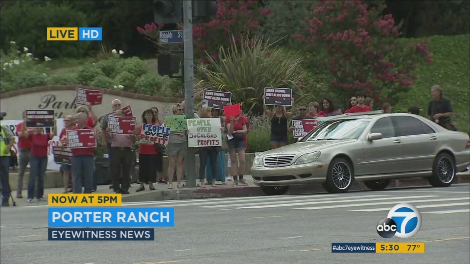 Porter Ranch residents protest reopening of SoCal Gas facility - ABC7 ...