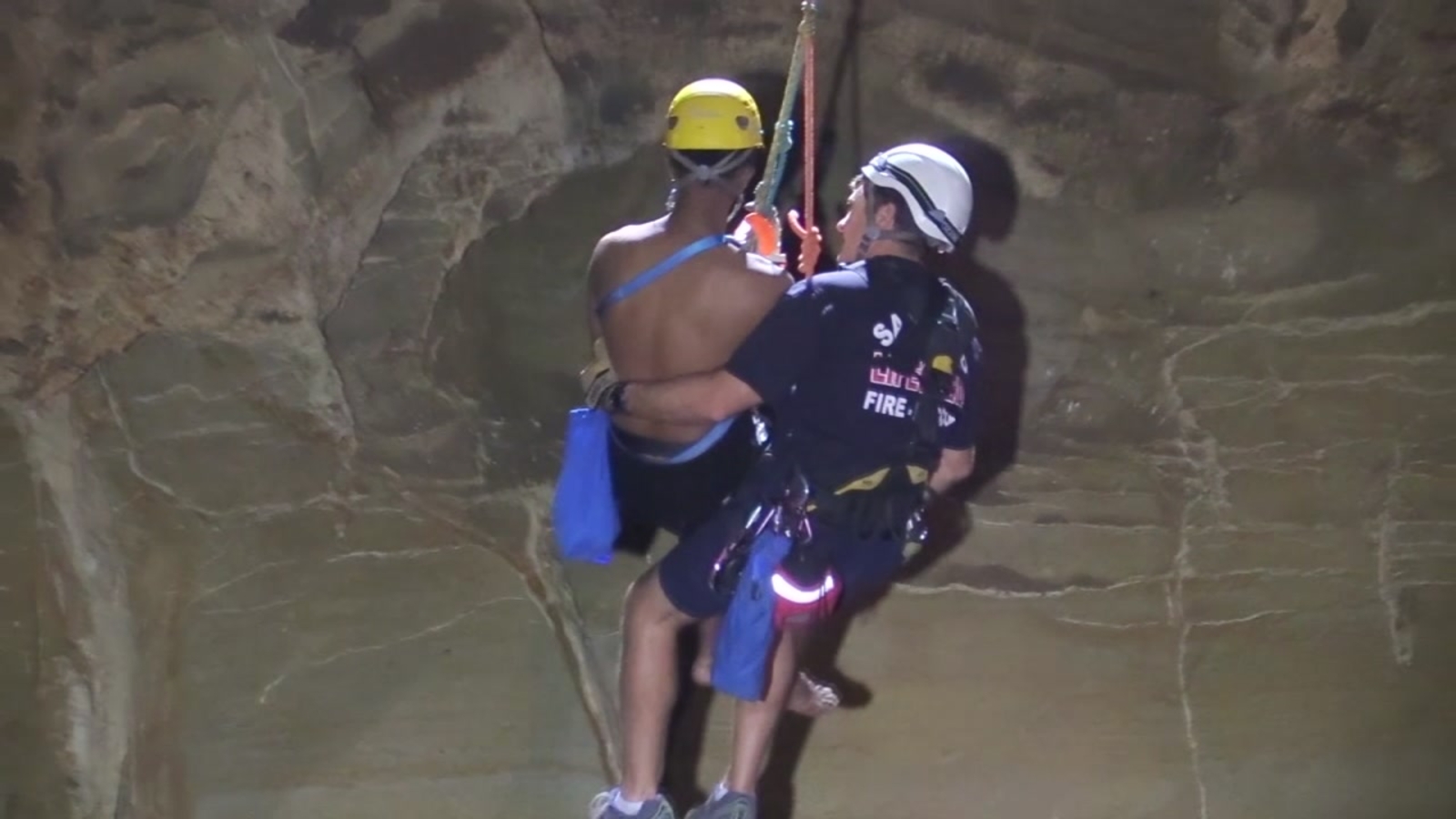 Sugar Land teen cheats death in 20-foot fall down cliff - ABC13 Houston