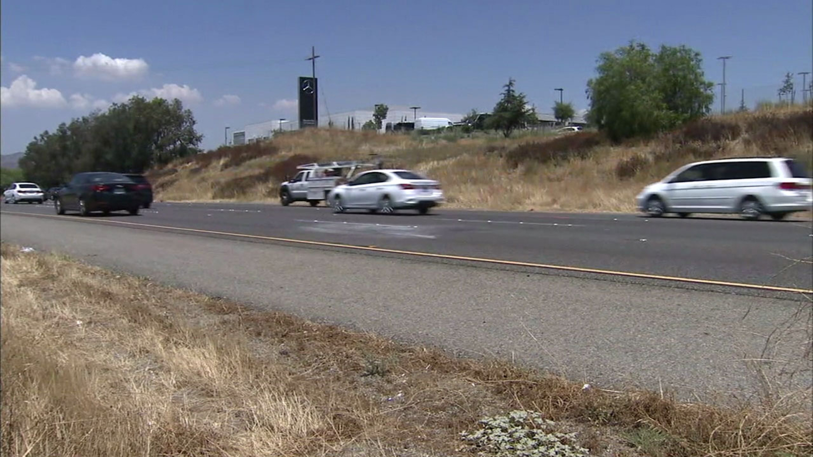 Hit-and-run driver sought after leaving motorcyclist to die along 15 ...