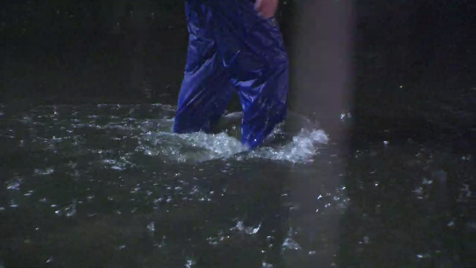 Driveways flooded, blocking residents in Spring Branch - ABC13 Houston