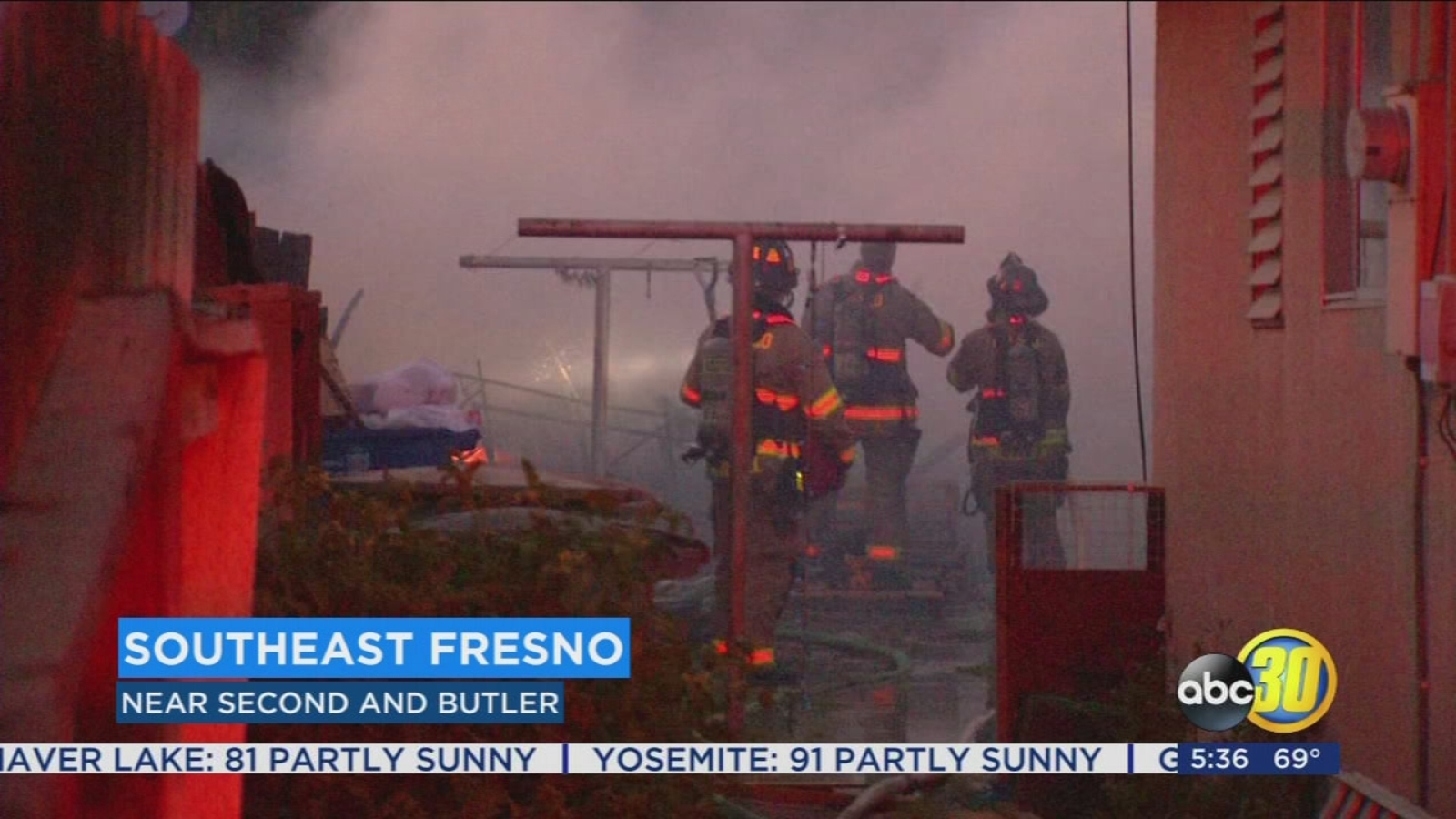 Fire destroys southeast Fresno trailer home - ABC30 Fresno