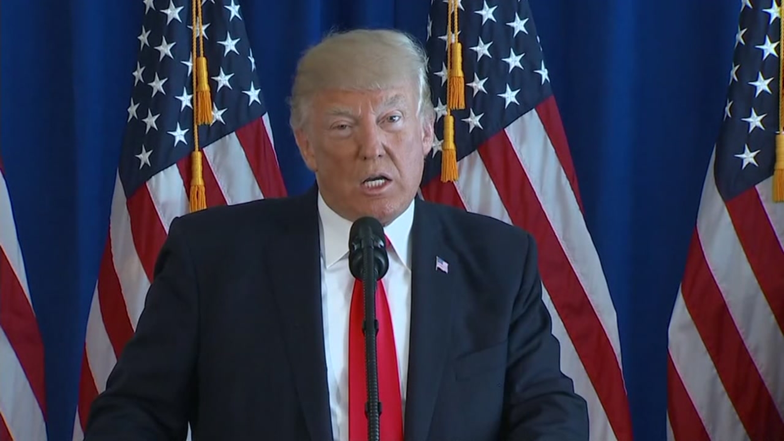 Trump blames 'many sides' in deadly Virginia violence - ABC13 Houston