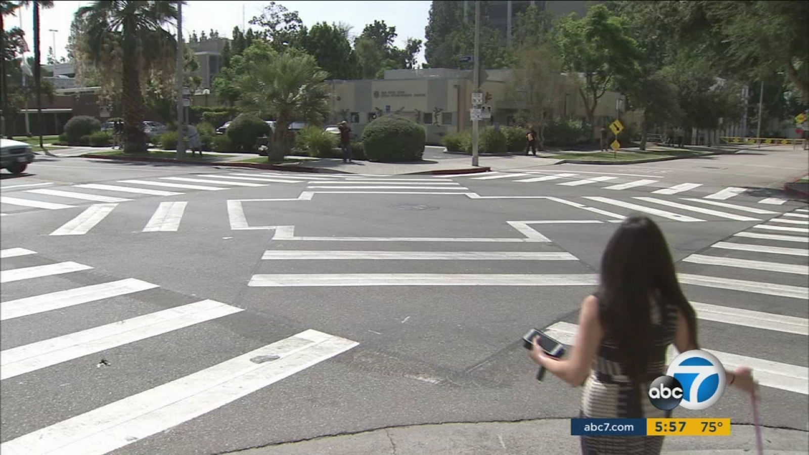 'Scramble' crosswalk debuts in San Fernando Valley - ABC7 Los Angeles