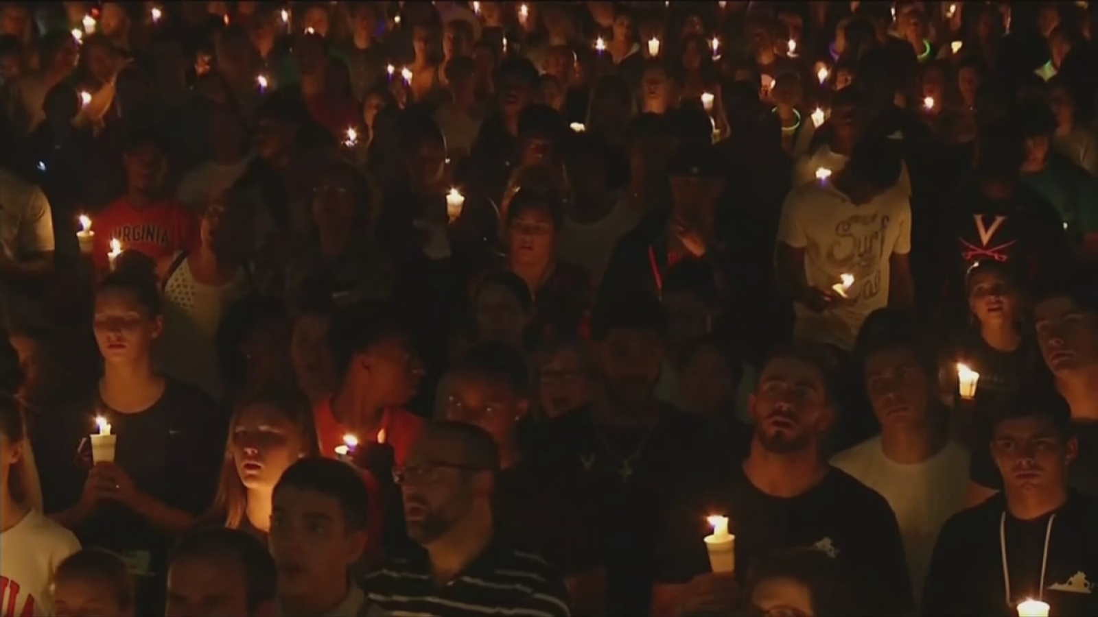 Peaceful candlelight vigil moves through UVA campus - 6abc Philadelphia