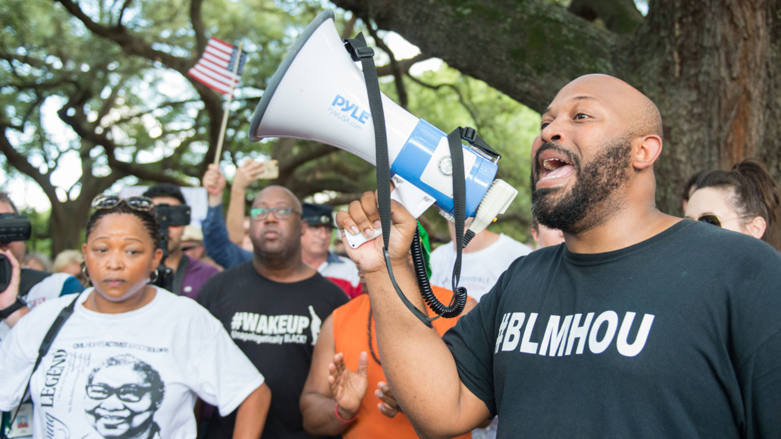 Confederate statue protests in downtown Houston in photos - ABC13 Houston