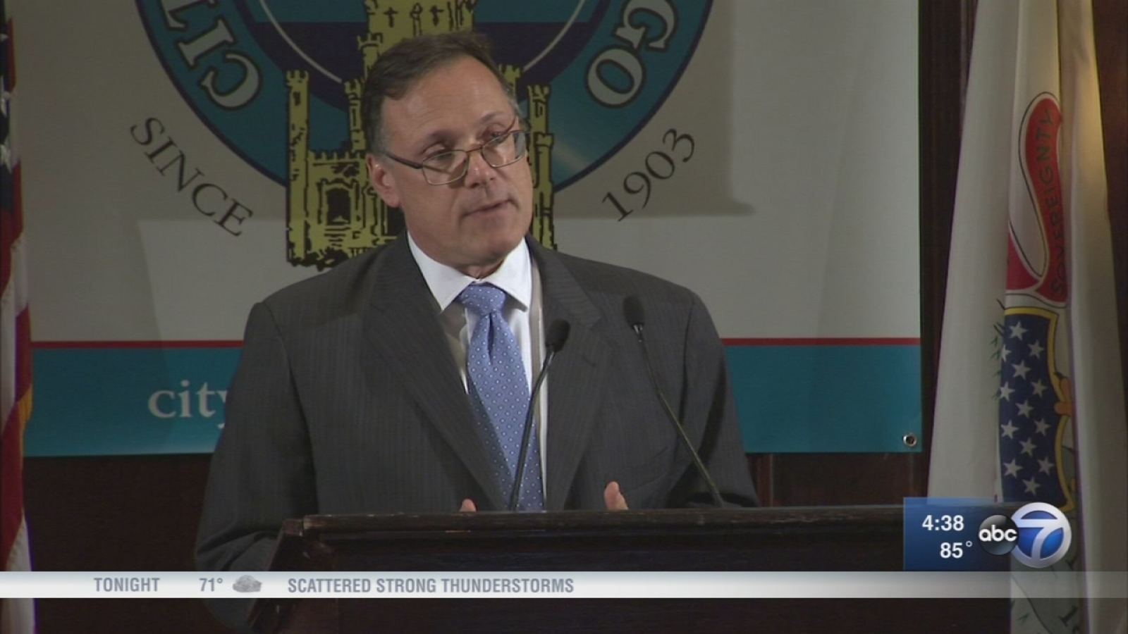 New Chicago Sun-Times CEO Edwin Eisendrath discusses fake news, future of newspaper - ABC7 Chicago