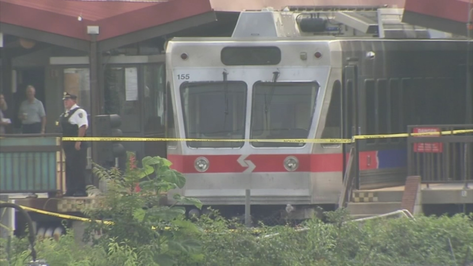 SEPTA train operator says he tried to stop before crash, report says ...