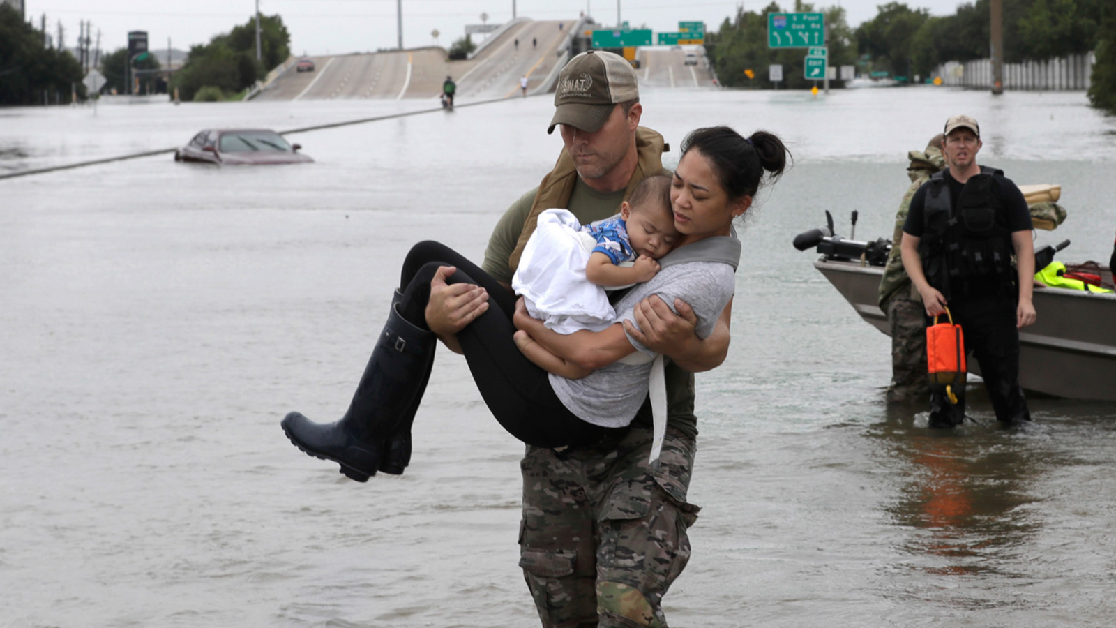 The heroes of Hurricane Harvey - ABC13 Houston