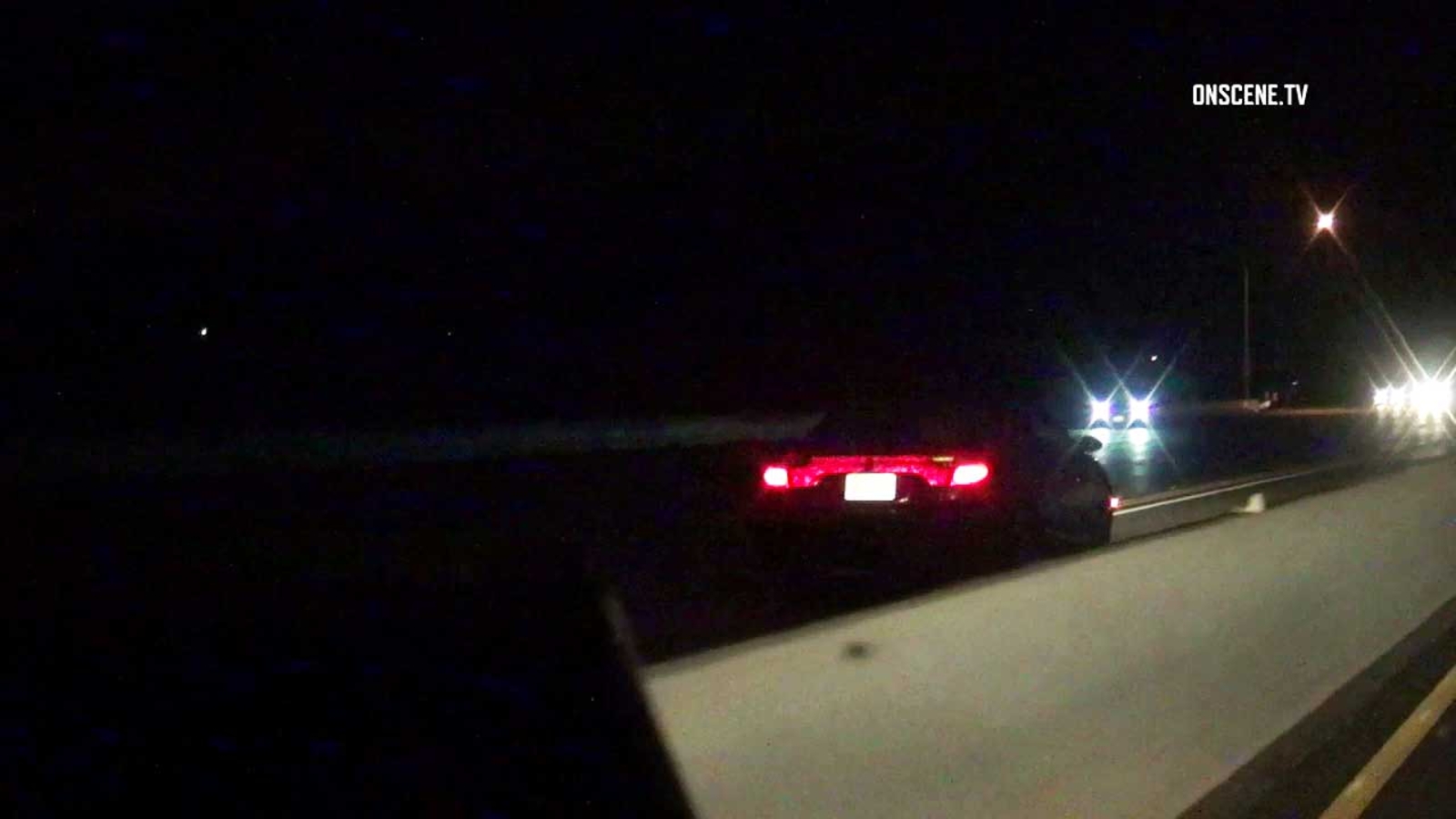 VIDEO: Driver travels wrong way along 118 Freeway - ABC7 Los Angeles